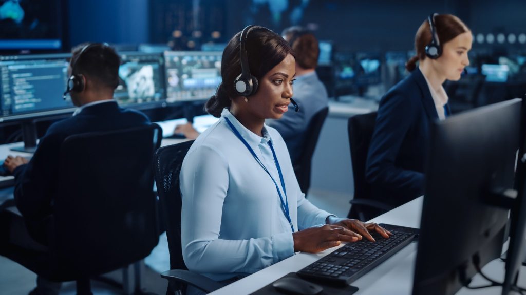 Ways Help Desk IT Support Helps Your Business - TekConcierge
